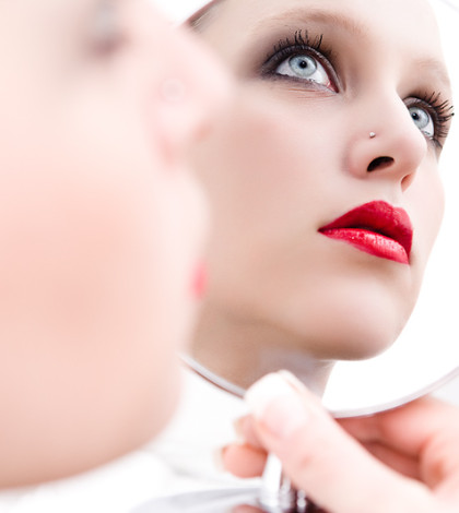 Artificial ‘Voice Box’ Implant Helps Cancer Patient Speak - LadyLively